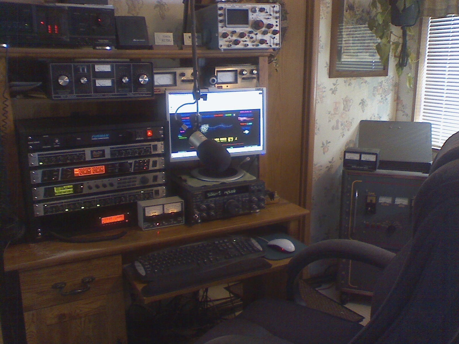 W7TMD Hi-Fi ESSB Voodoo Audio Amateur Radio Station